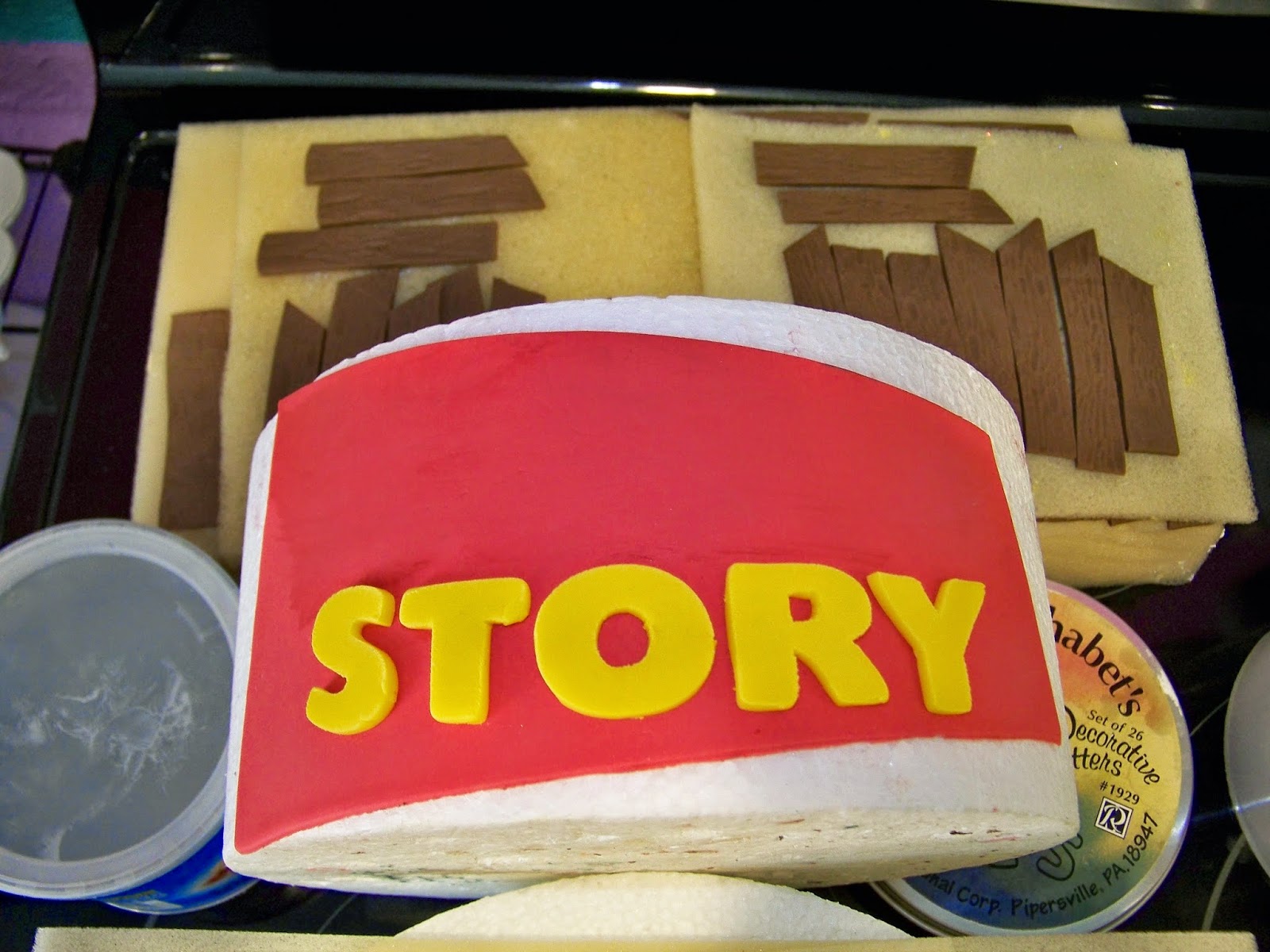 How to make a Toy Story Cake - A Slice of Heaven