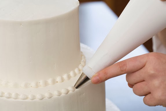 Making A Two-Tiered Cake - A Slice of Heaven